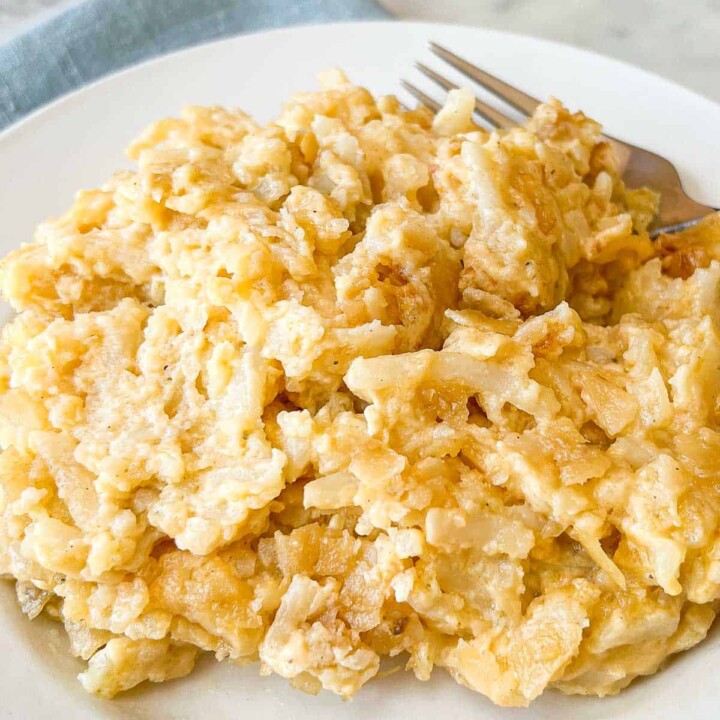 Easy Cheesy Hashbrown Casserole Recipe - Seanna's Kitchen