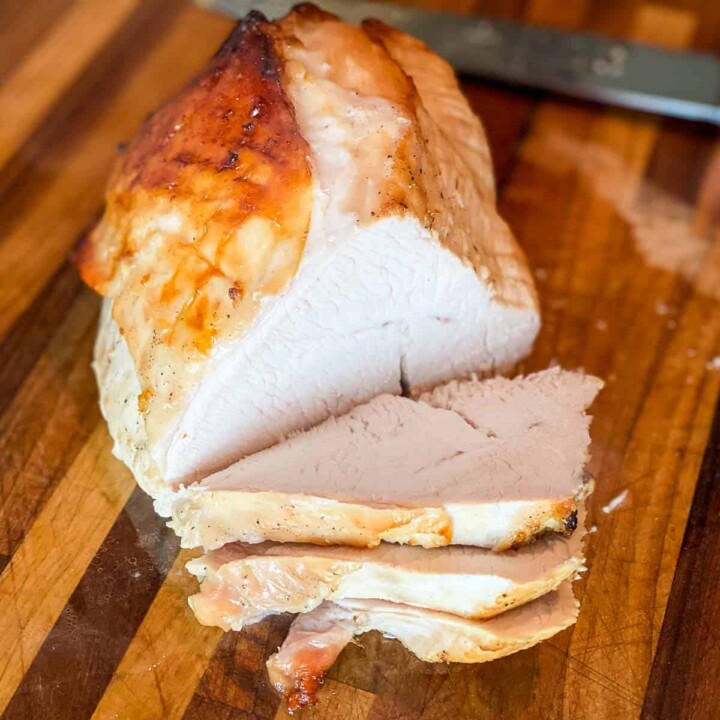 Simple Oven Roasted Turkey Breast - Seanna's Kitchen