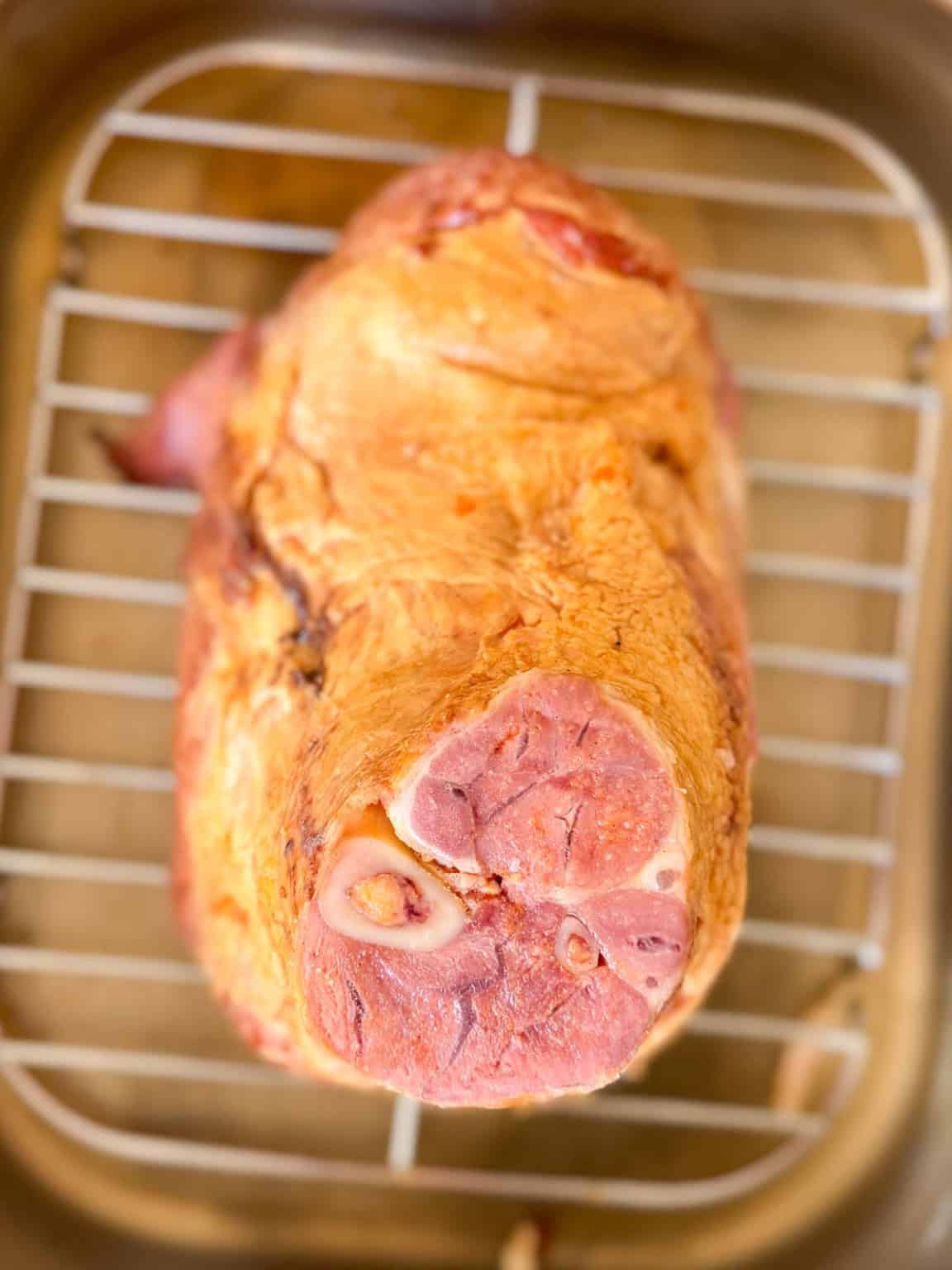 Best Copycat Honey Baked Ham Recipe - Seanna's Kitchen